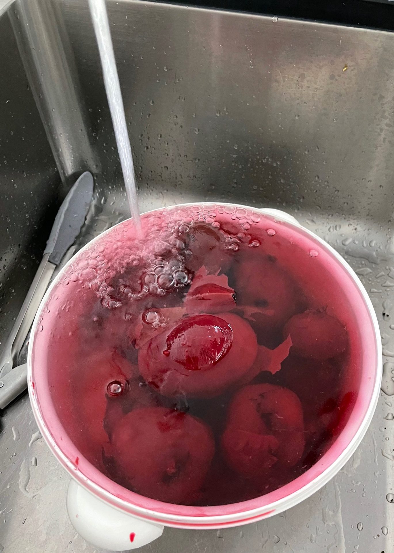 Pickling beetroot can be done from a wheelchair